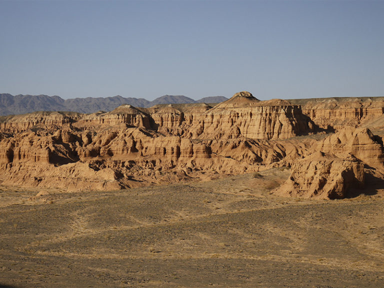 Uncover the Geology of the Gobi Desert | Three Camel Lodge Educational ...